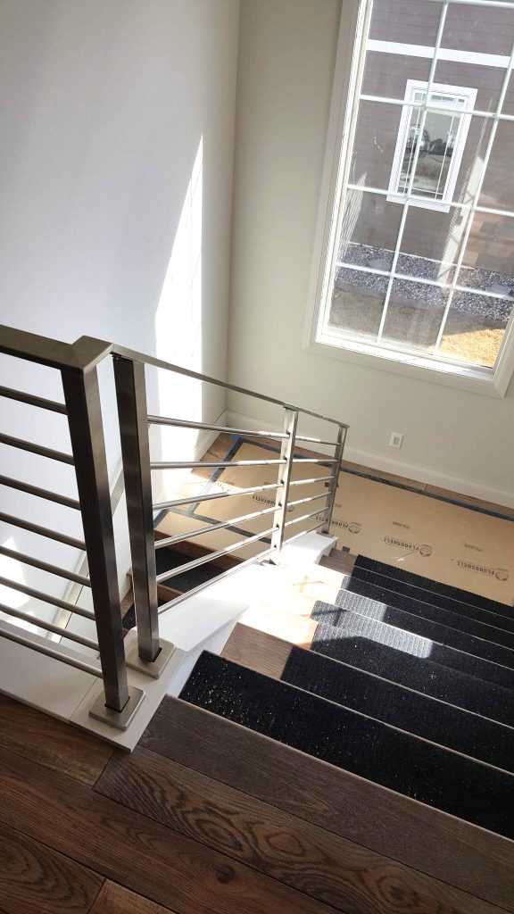 Olympus Horizontal Bar Railing System is Designed and Custom Made to ...